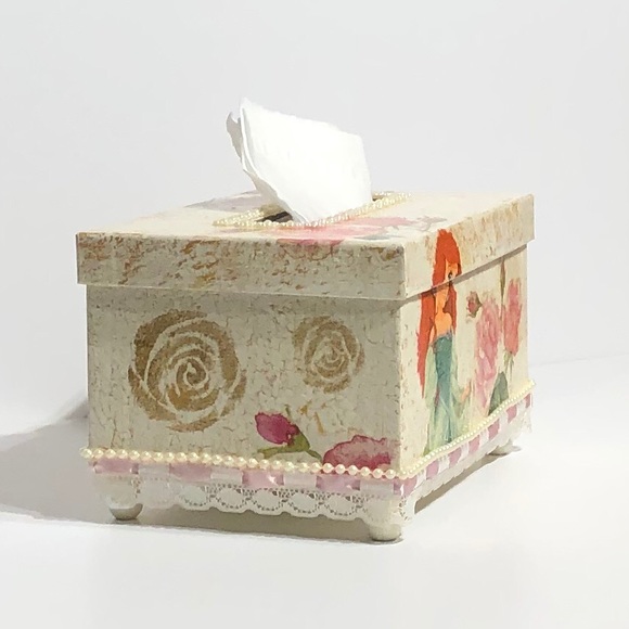 Other | Vintage Ivory Tissue Box With Princesses Roses | Poshmark
